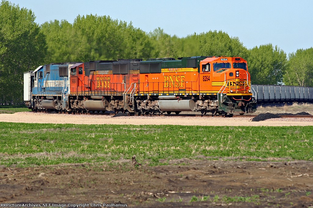BNSF 8264 (C-SCMGFA)
